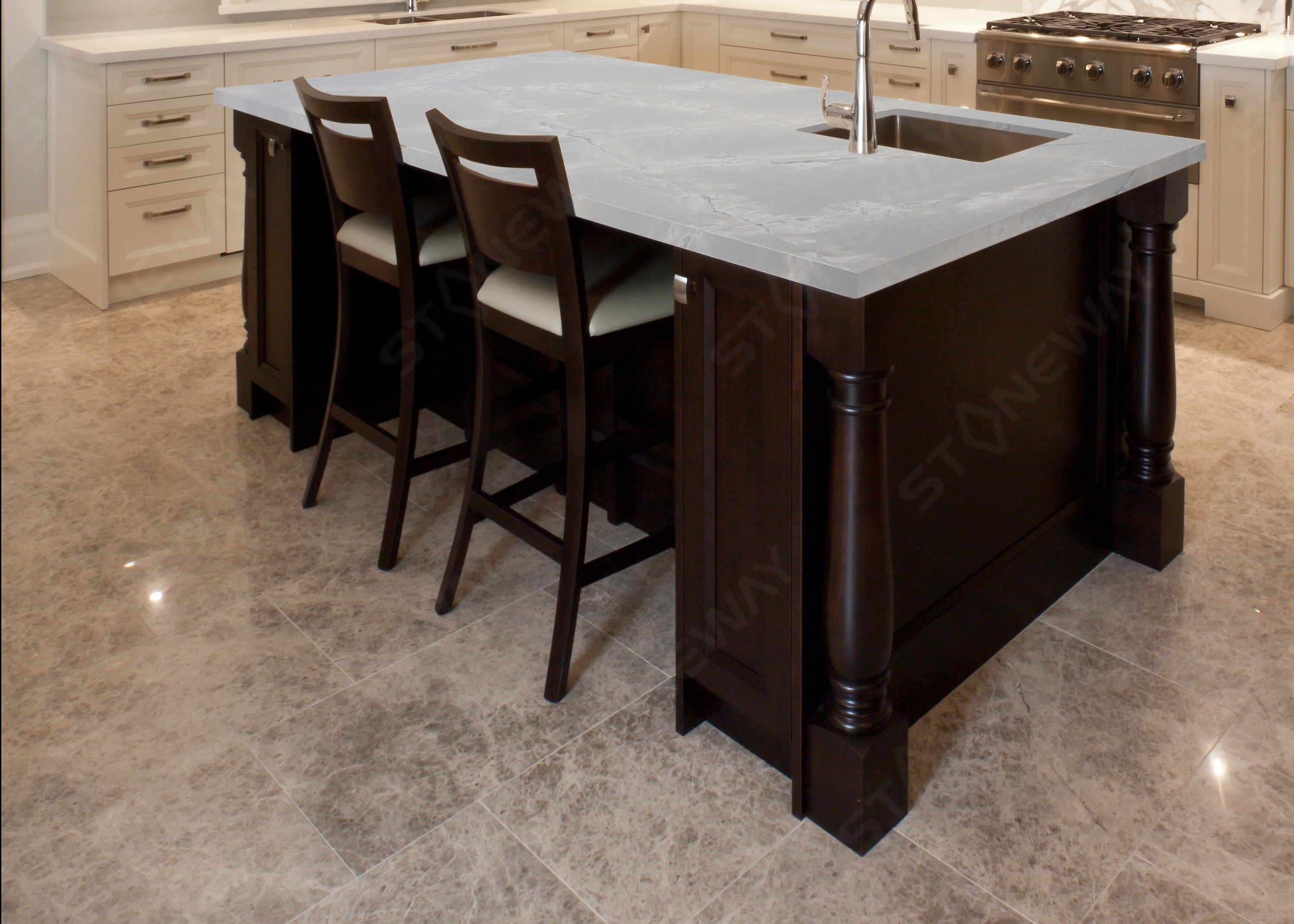 Engineered Quartz Stone Mirror Quartz Tiles Impact Resistance For Floor